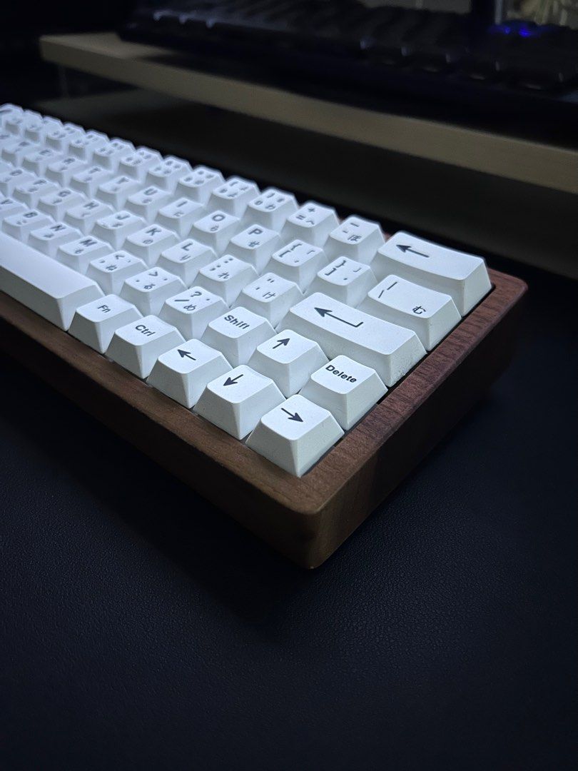 65% Full Wooden wood Custom Mechanical Keyboard (Jap White keycaps ...