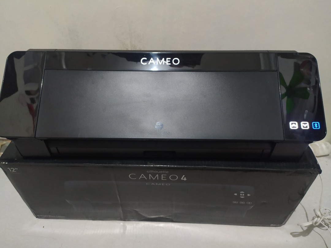 Cameo 4 Plotter Cutter (Preloved), Computers & Tech, Printers, Scanners ...
