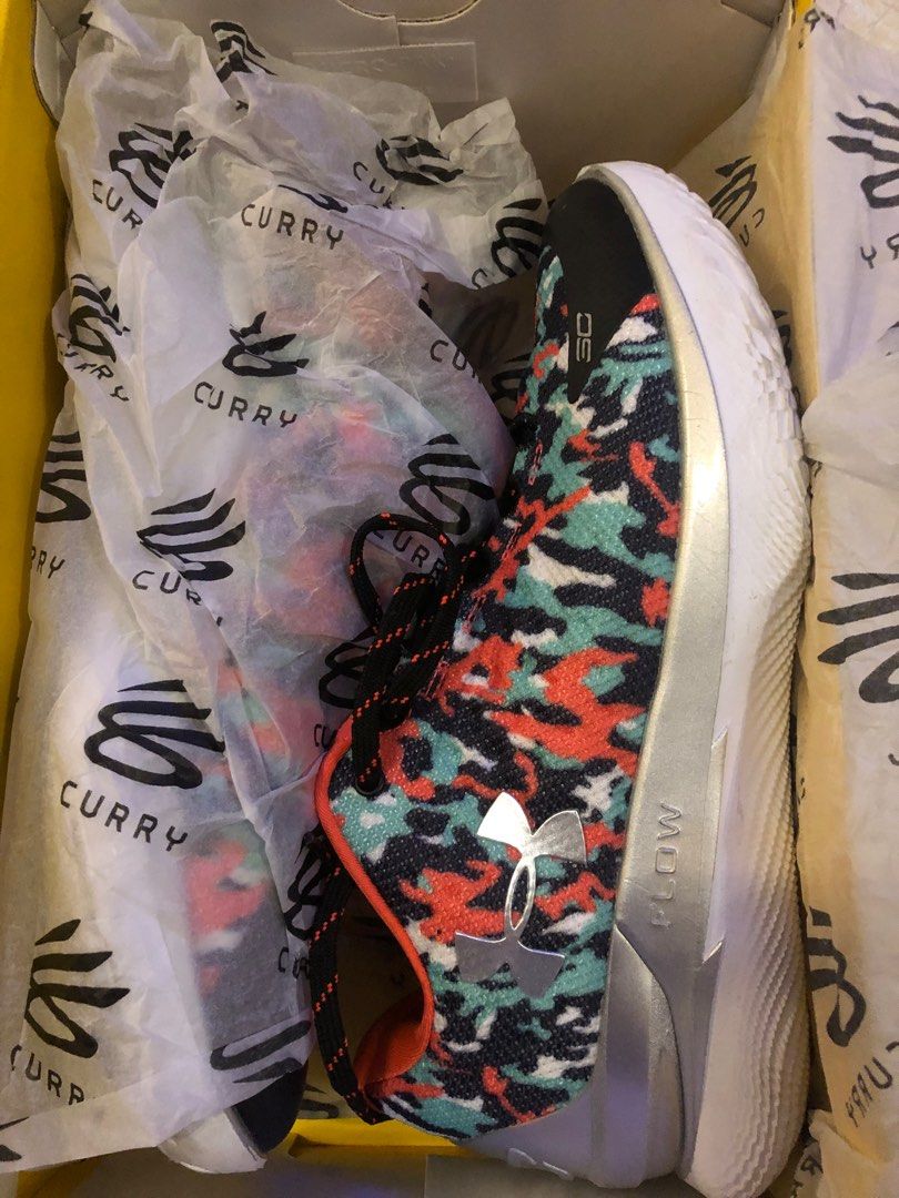 Curry 1 Low Flowtro, Men's Fashion, Footwear, Sneakers on Carousell