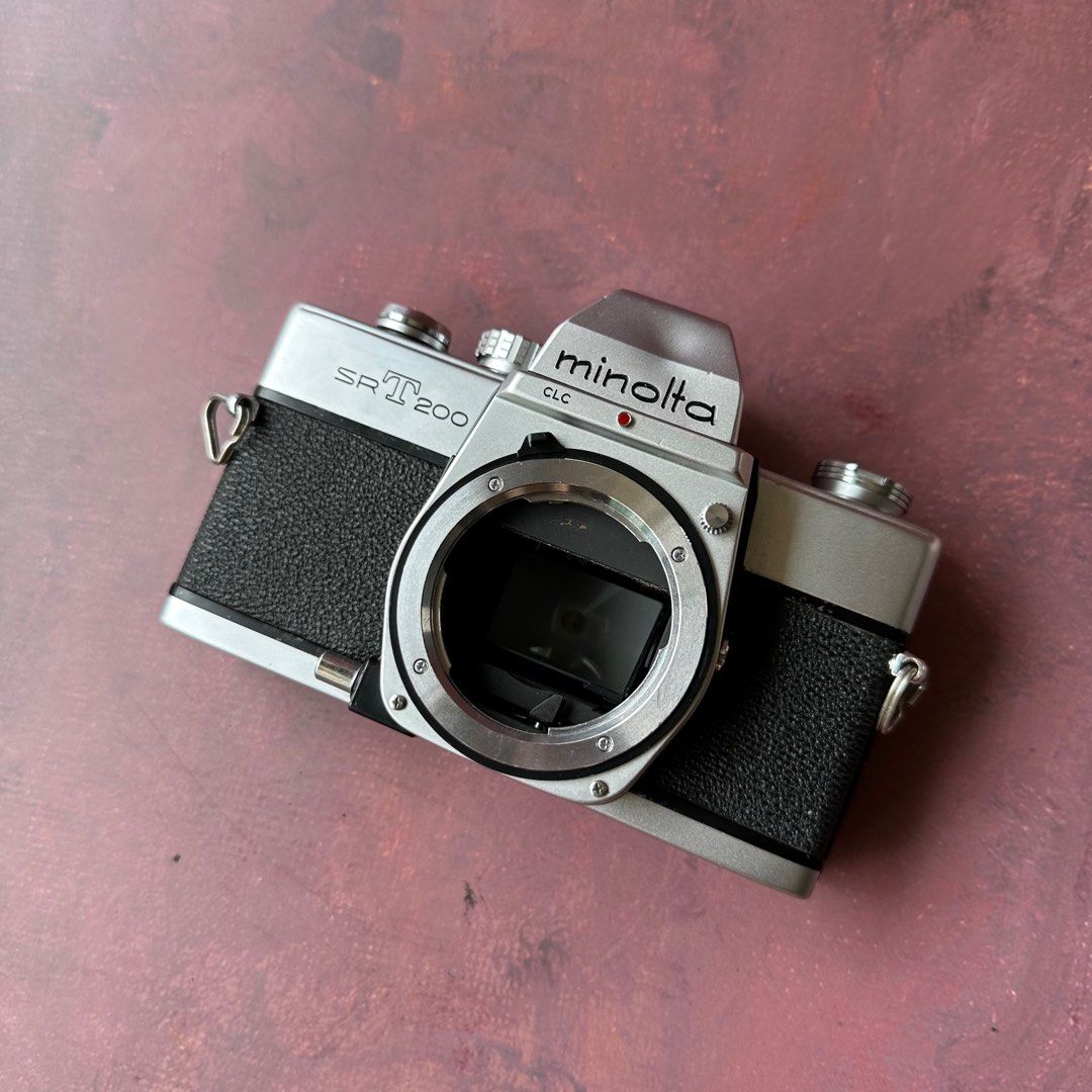 minolta srt 200 底片相機 單眼相機 單眼底片相機, 相機攝影, 相機在旋轉拍賣