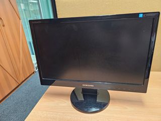 Samsung Desktop/Monitor Samsung 943SNXPLUS 18.5inch, Computers & Tech ...