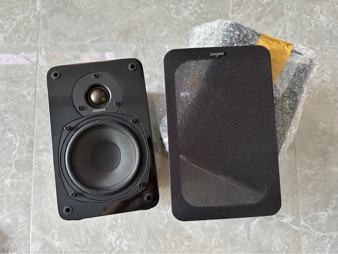 Tangent Evo E4 Bookshelf Speakers Fosi Audio Bluetooth BT20A Amplifier ...