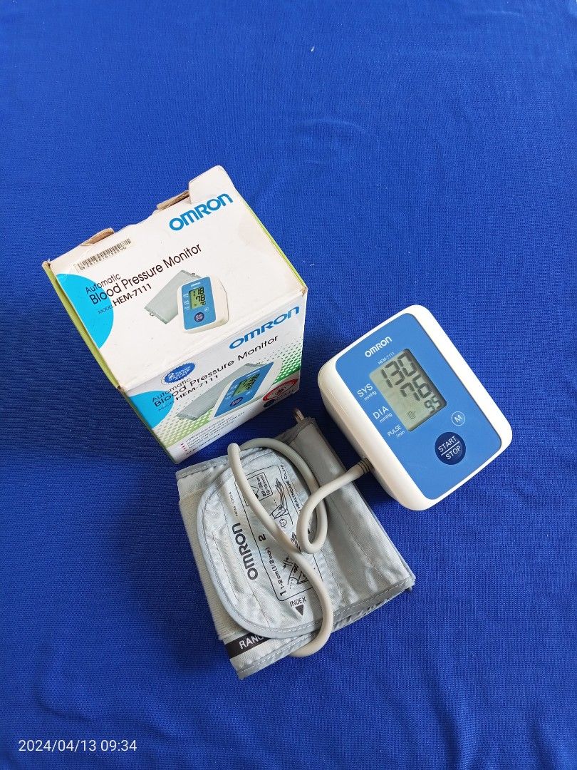 Tensimeter digital Omron Hem 7111, Elektronik, Lainnya di Carousell
