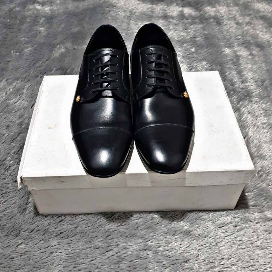 Versace Head Medusa Logo Pantofel, Fesyen Pria, Sepatu , Sepatu Formal ...