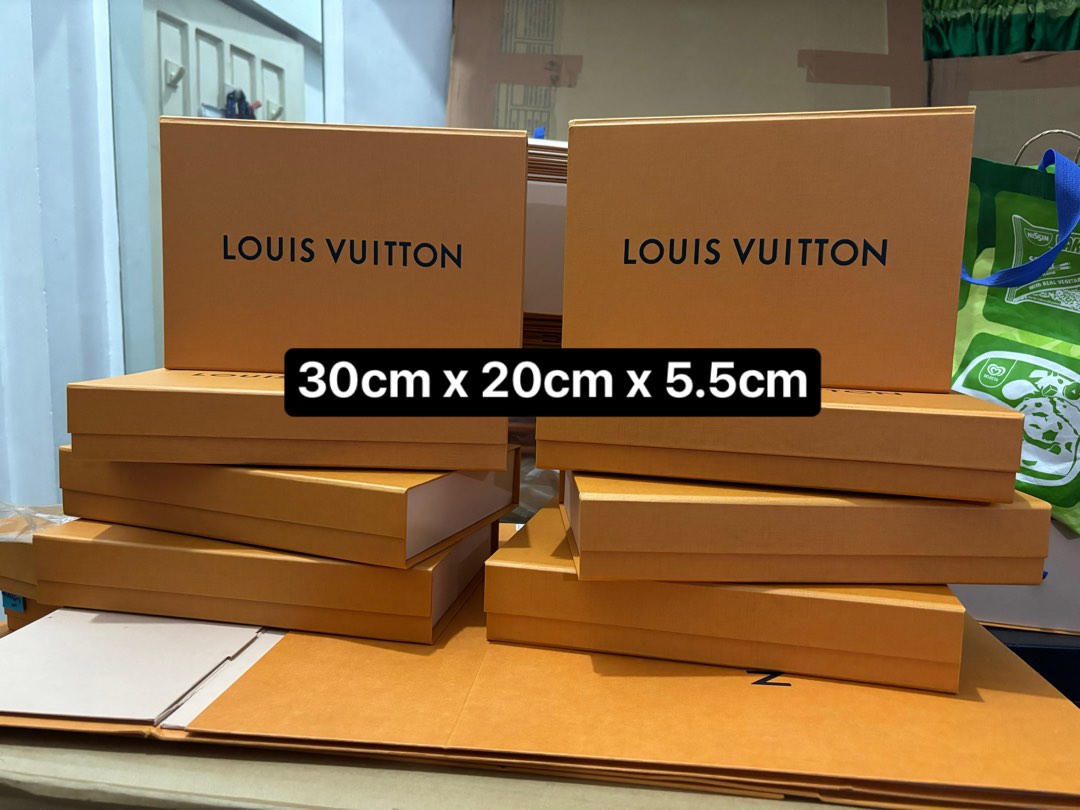 ‼️ Original LV Magnetic Small Flat Box, Luxury, Bags & Wallets on Carousell