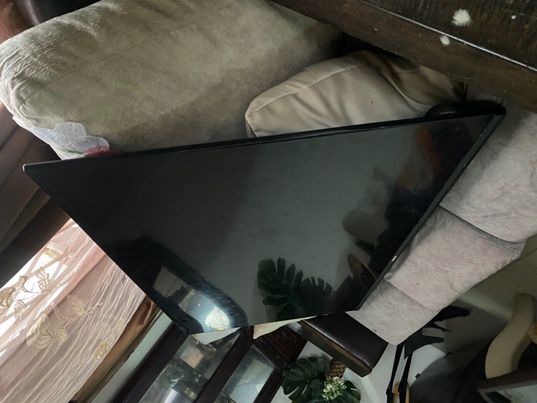 Aiwa TV 60" Screen pecah condition yang lain semua ok, TV & Home ...
