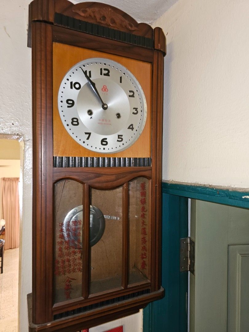 Antiques 60s clock, Hobbies & Toys, Collectibles & Memorabilia, Vintage ...