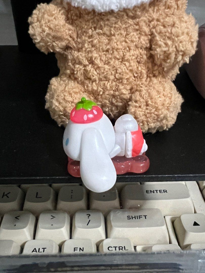 cinnamoroll blind bag (glowy strawberry), Hobbies & Toys, Toys & Games ...