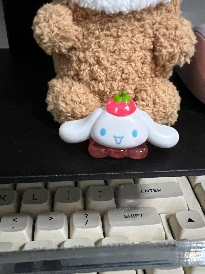 cinnamoroll blind bag (glowy strawberry), Hobbies & Toys, Toys & Games ...