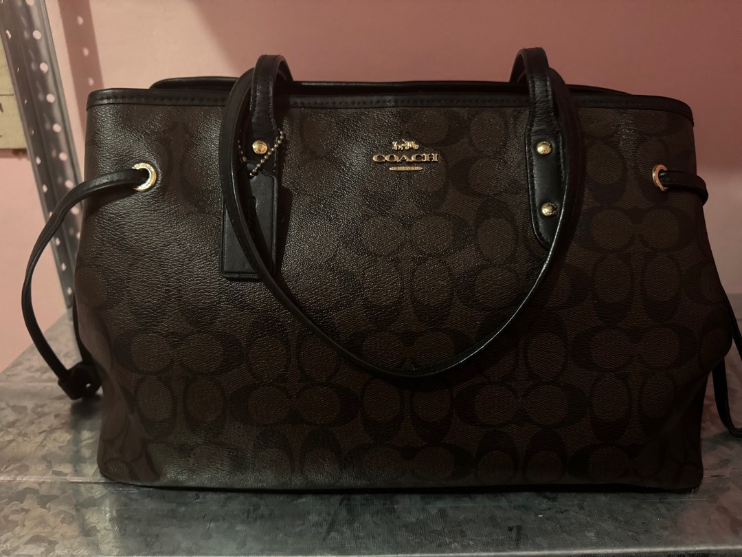 Coach carry all tote bag, Women's Fashion, Bags & Wallets, Shoulder ...