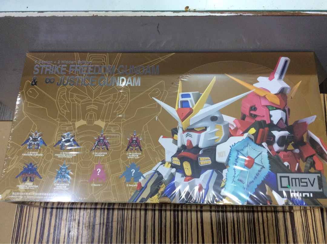 Bandai Namco QMSV Mini Strike Freedom Gundam and Infinite Justice ...