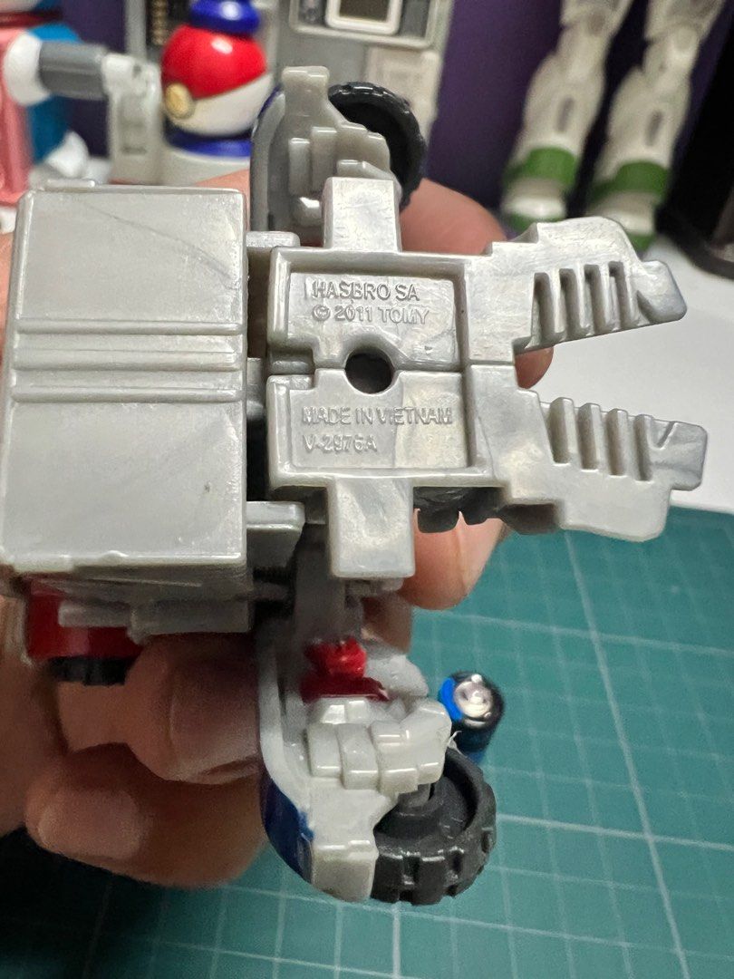 Hasbro 2011 Transformers Bot Shots Optimus Prime, Hobbies & Toys, Toys ...