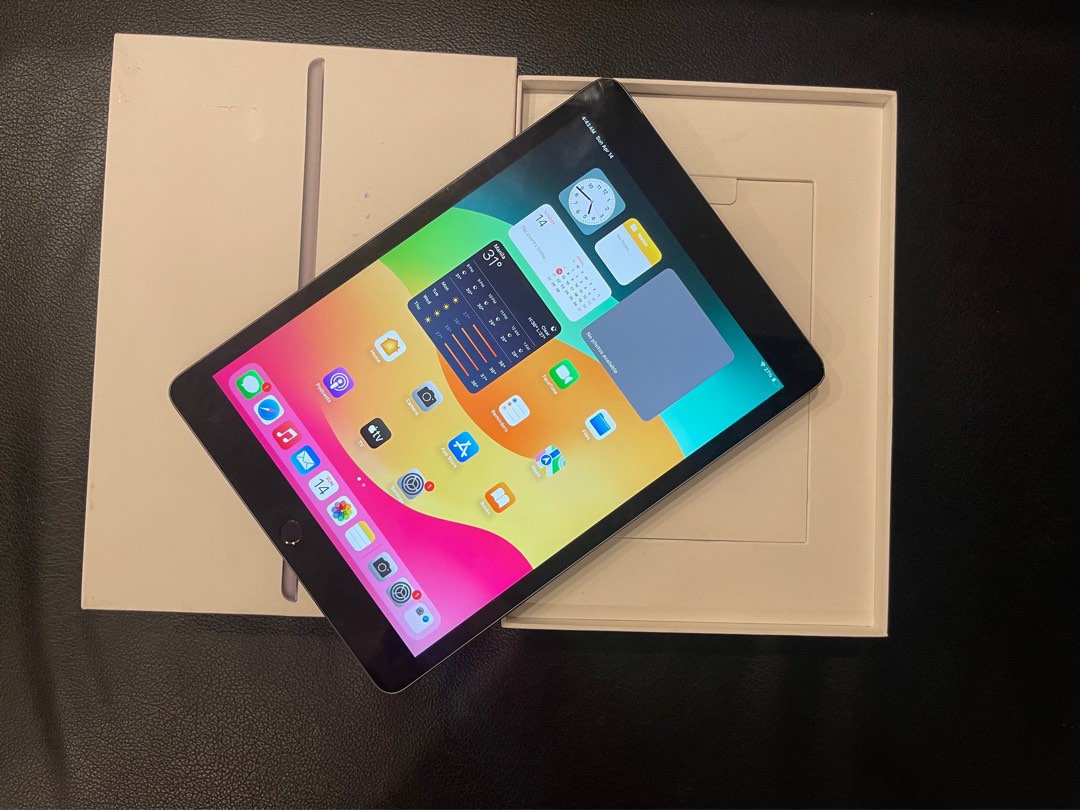 Ipad 9th gen 64gb LTE with sim complete, Mobile Phones & Gadgets ...