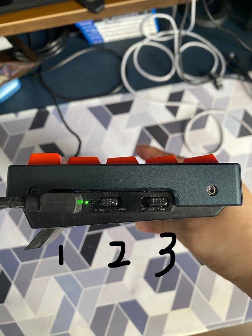 Keychron K6 65% keyboard + 2 sets of keycaps + cover , Computers & Tech ...