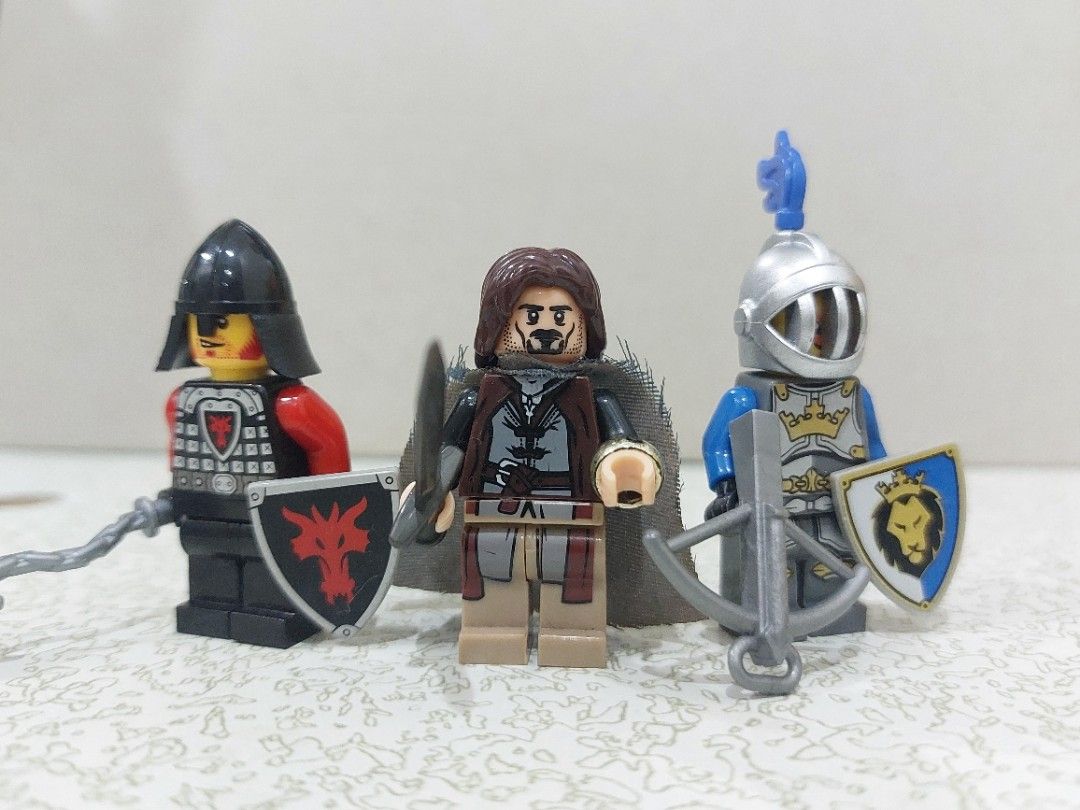 Lego Minifigures Bootleg Aragorn (Lord Of The Rings) with random ...