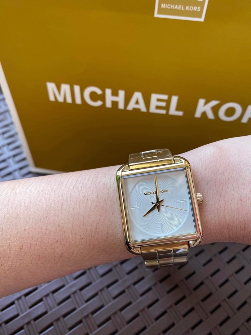 MK Watch Square Face | High Quality | Complete Inclusion |, Women's ...