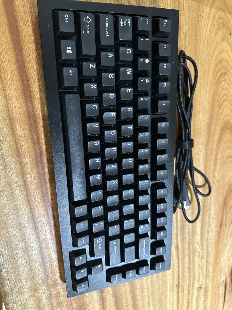 Modded Keychron Q1 (stupid fish foam + PCB + lubed everglide aqua v1 ...