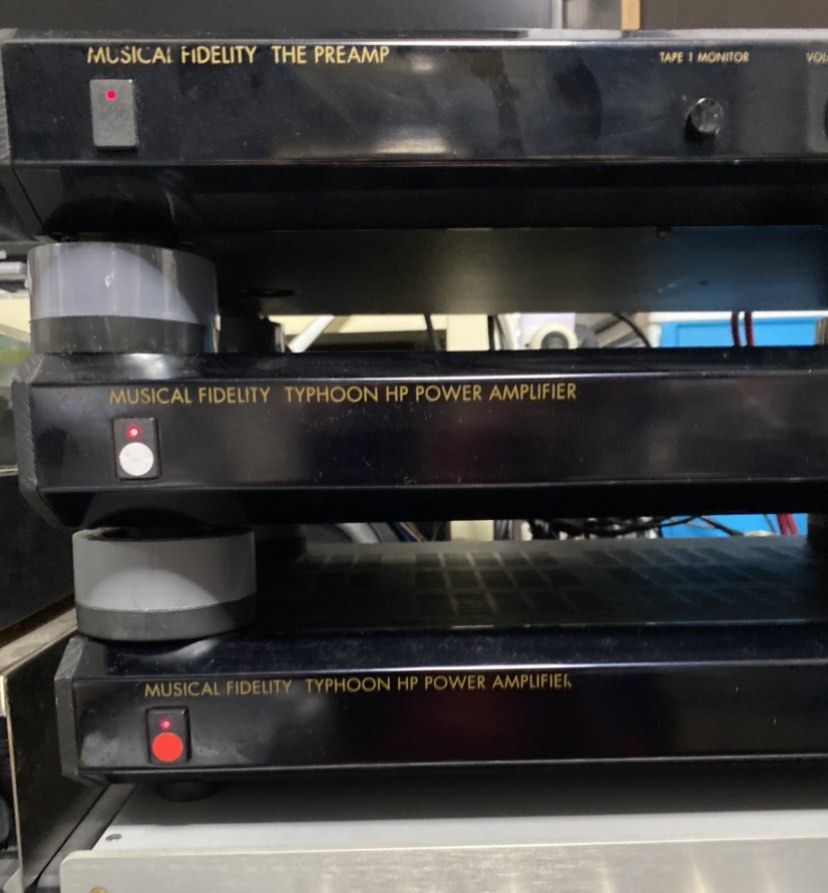Musical Fidelity The Preamp & 2x Typhoon HP Power Amp, Audio, Soundbars ...