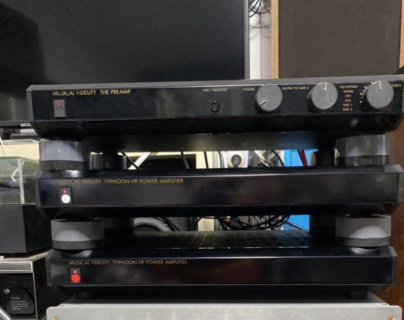 Musical Fidelity The Preamp & 2x Typhoon HP Power Amp, Audio, Soundbars ...
