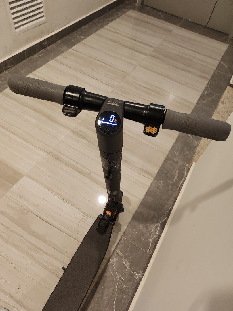 Ninebot E25 Segway Scooter, Sports Equipment, Sports & Games, Skates ...