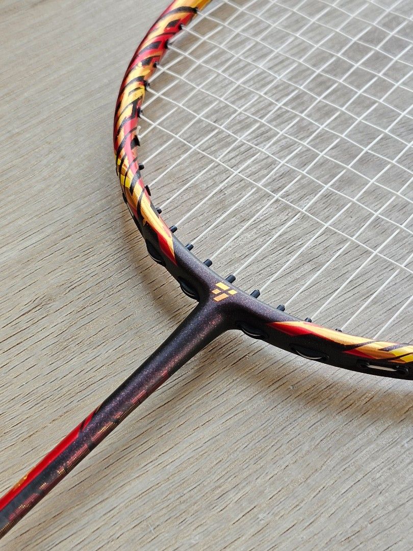 OGKILS Fire Breathing 4UG5 Badminton Racket Raket Racquet, Sports ...