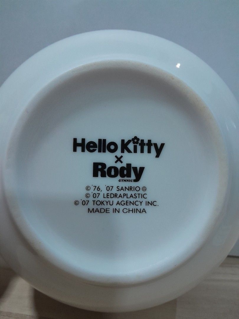 Sanrio Hello Kitty X Rody Big Bowl, Furniture & Home Living, Kitchenware & Tableware, Dinnerware ...