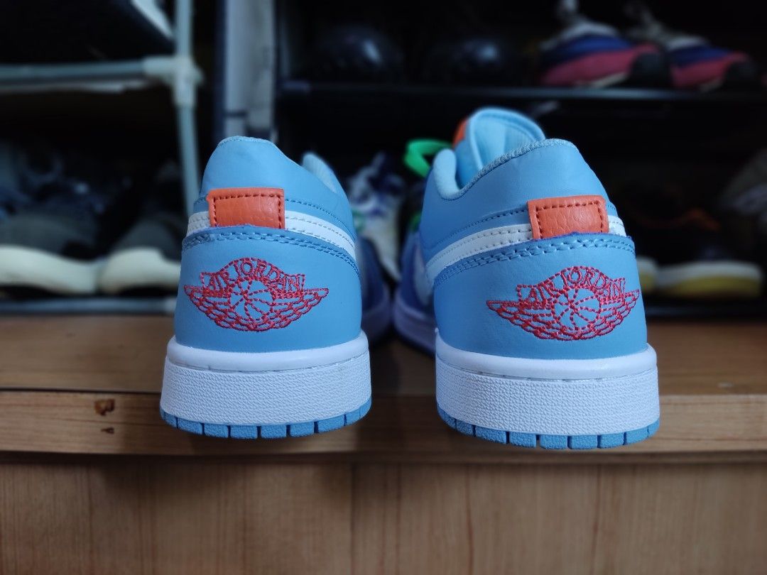 Sepatu Sneakers Air Jordan 1 Low SE 'Blue Stitch', Fesyen Pria, Sepatu ...