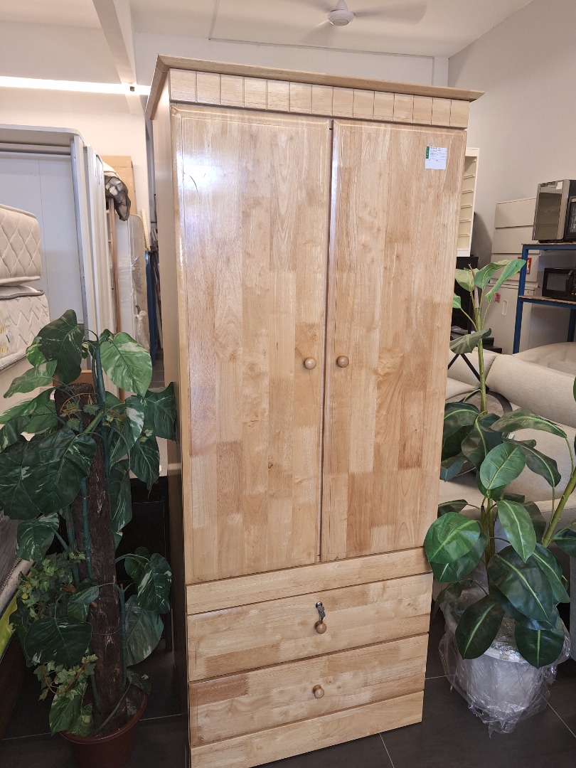 Solid Rubberwood 2-Door Small Wardrobe | Almari Pakaian Kecil 2 Pintu ...