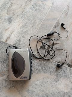 Vintage SONY walkman leather case, Audio, Portable Audio Accessories on ...