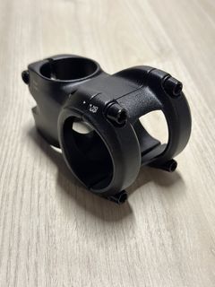 Specialized Stout Stem and Handlebar, Sports Equipment, Bicycles ...