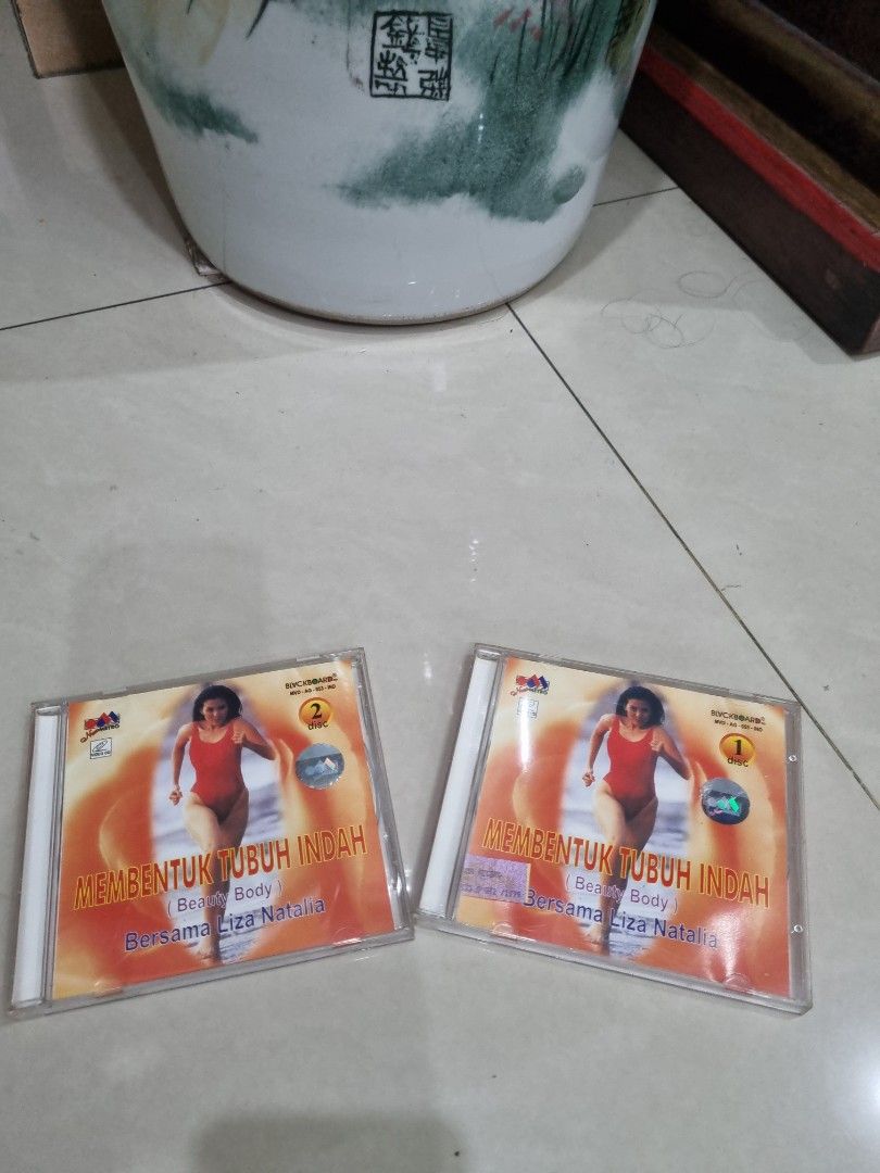 VCD Tutorial senam Liza Natalia, membentuk tubuh indah, Musik & Media, CD, DVD & Lainnya di ...