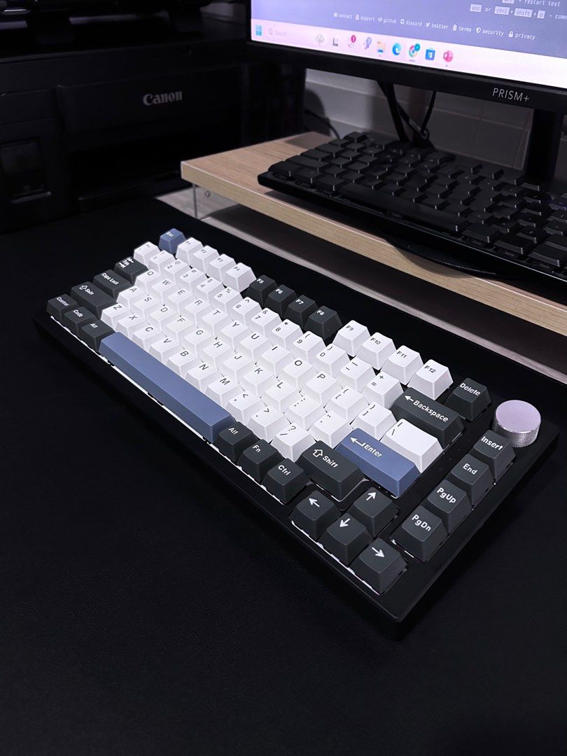 75% Custom Mechanical Keyboard (Artic keycaps) - Fully modded - Tri mode, Computers & Tech ...
