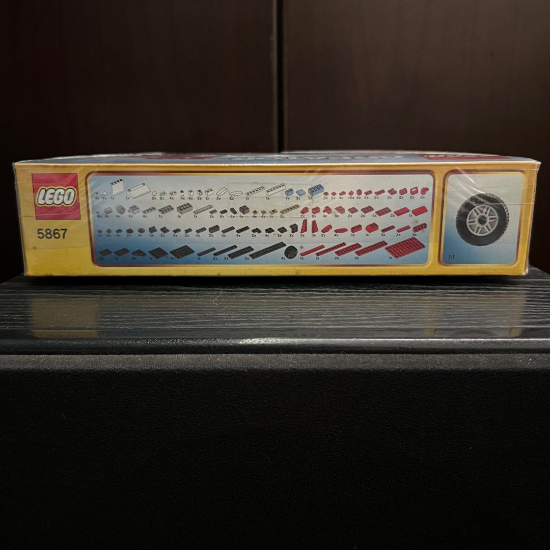 全新靚盒絕版樂高紅色超級跑車 Lego 5867 Creator 3 in 1 Super Speedster Sports Car, 興趣及 ...