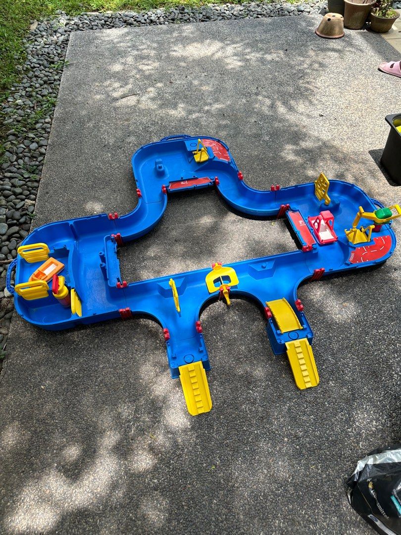 Aquaplay Mega Lock box 1544 - outdoor water canal system kids play set ...