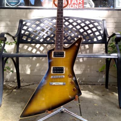 Gibson Explorer limited 400unit in world, Hobbies & Toys, Music & Media ...