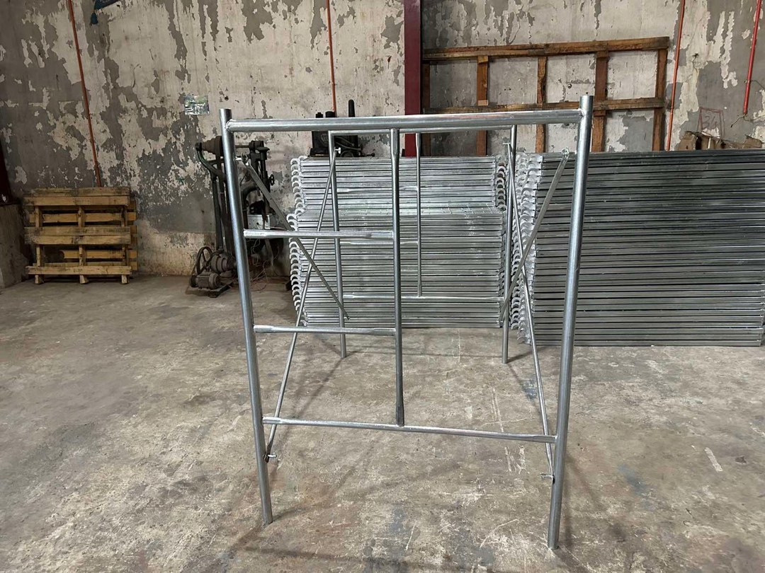 H FRAME SET /SCAFFOLDING SET 1600 ONLY‼️, Commercial & Industrial ...