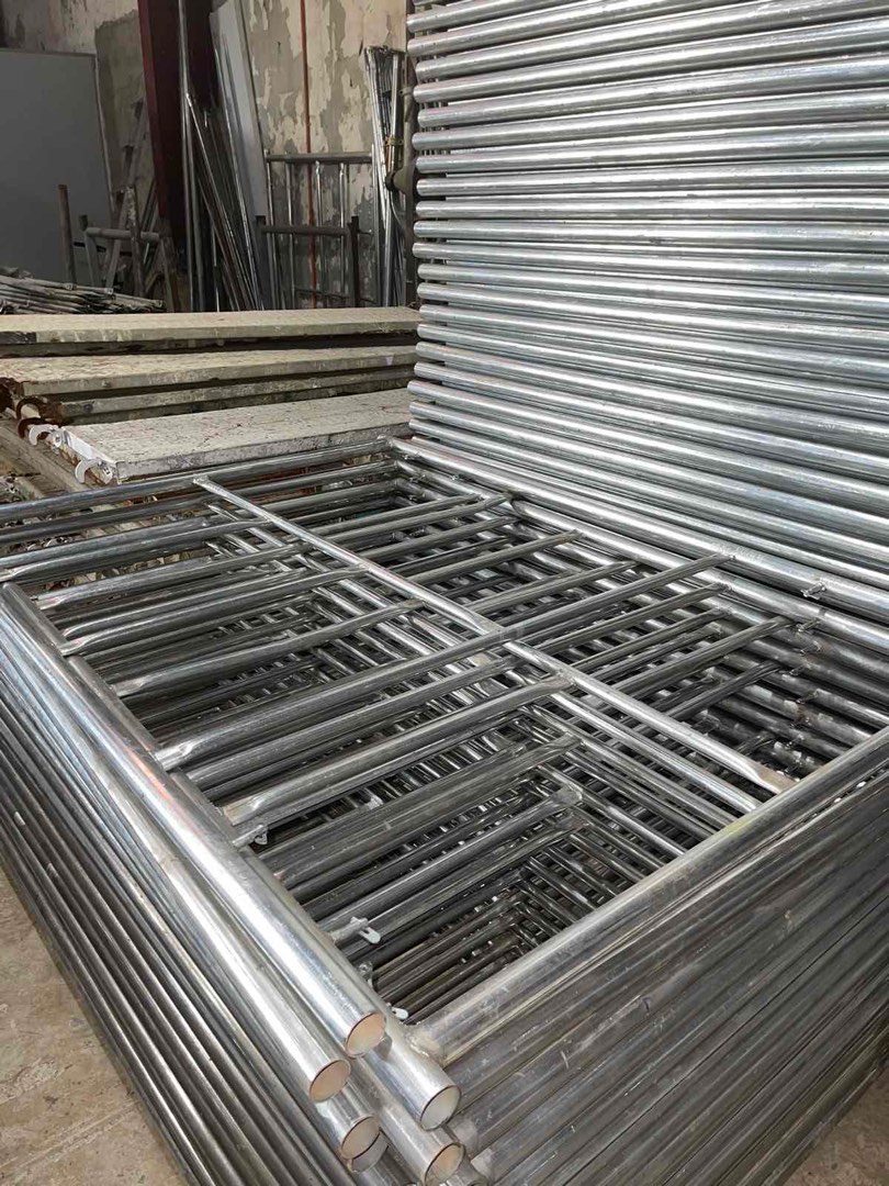 H FRAME SET /SCAFFOLDING SET 1600 ONLY‼️, Commercial & Industrial ...