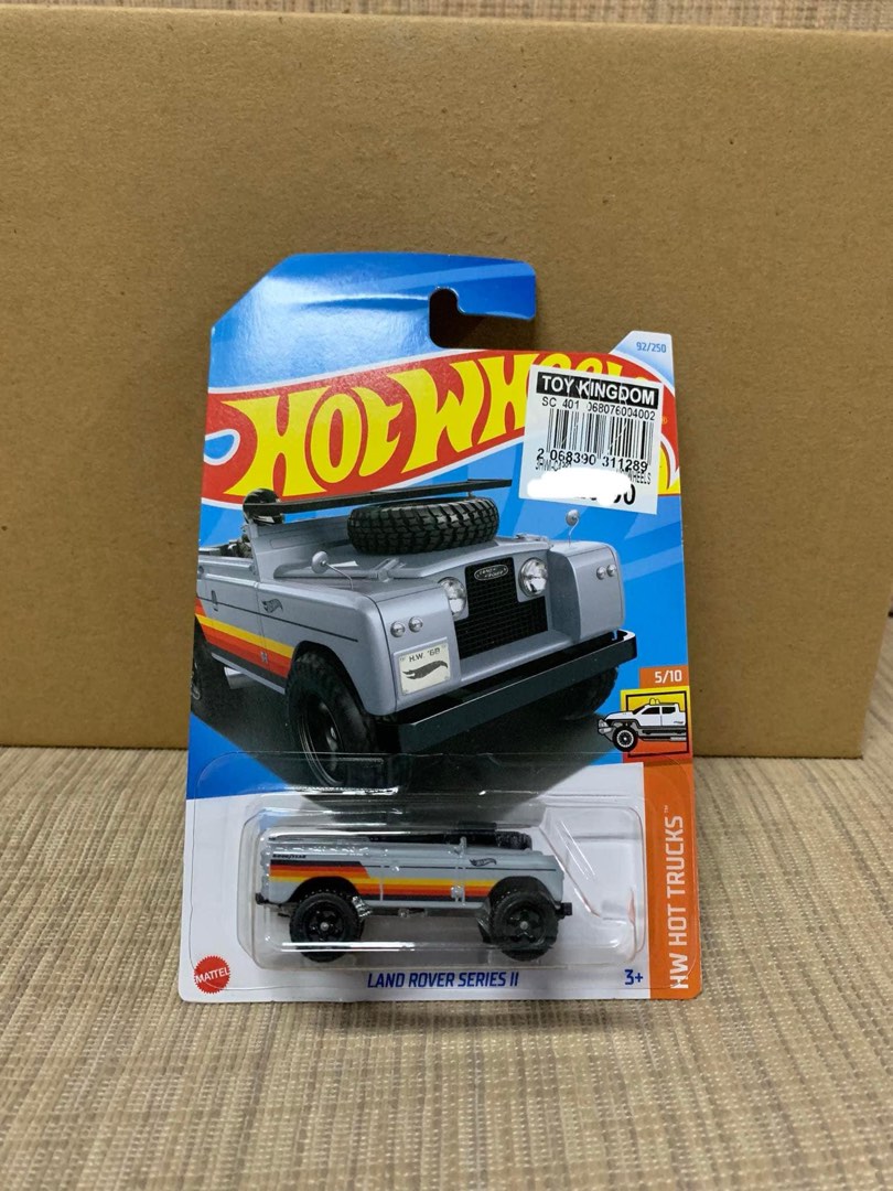 Hot Wheels Land Rover Series II, Hobbies & Toys, Toys & Games on Carousell