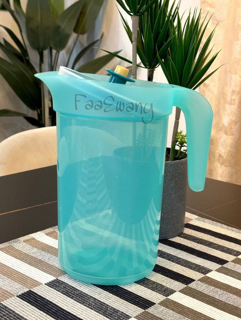 Jug dan cawan tupperware, Furniture & Home Living, Kitchenware ...