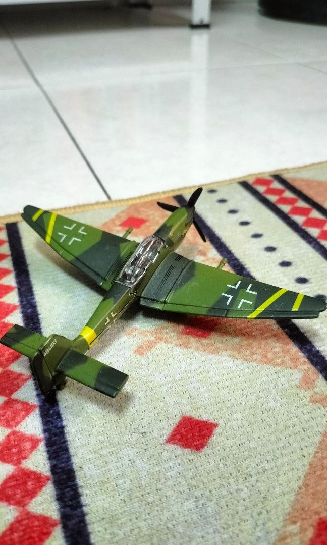 Junkers JU-87 G2 Stuka Maisto Tailwinds 1/87, Hobbies & Toys, Toys ...