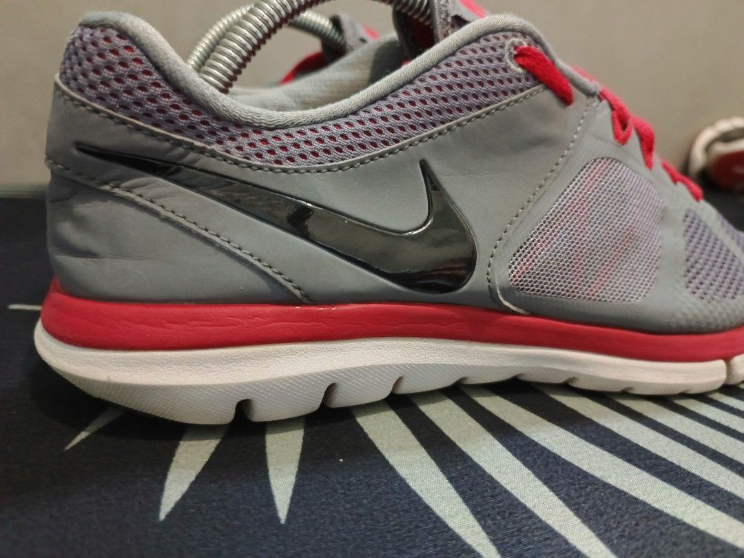 Nike Run Flex RN MSL size 42,5, Fesyen Pria, Sepatu , Sneakers di Carousell