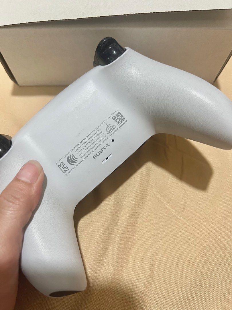 PS5 controller with box and receipt, Video Gaming, Gaming Accessories ...