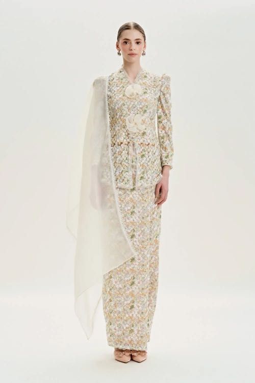 Louisa Modern Kebaya, Women's Fashion, Muslimah Fashion, Baju Kurung ...