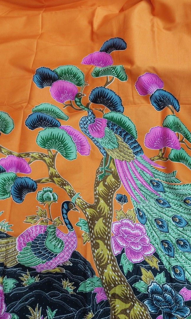 Baba Nyonya Sarong Batik Exclusive, Women's Fashion, Bottoms, Other ...