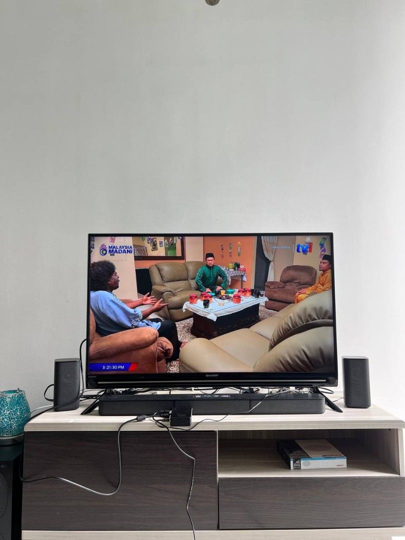 Sharp LED TV 40 inch, TV & Home Appliances, TV & Entertainment, TV on ...