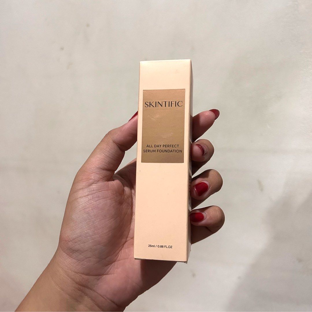 Skintific Serum Foundation shades honey, Kesehatan & Kecantikan, Rias ...