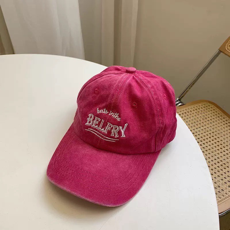 Topi Pink Cewek, Fesyen Pria, Aksesoris, Topi di Carousell