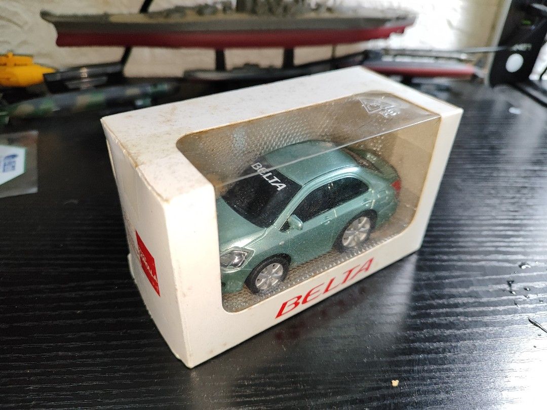 Toyota Belta / Vios Pull-back action (Light Green Metallic), Hobbies ...