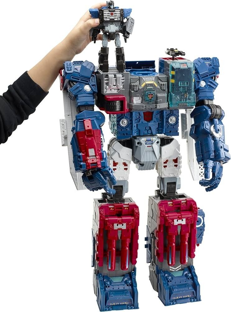 Transformers Titan Return Titan Class Fortress Maximus, Hobbies & Toys ...