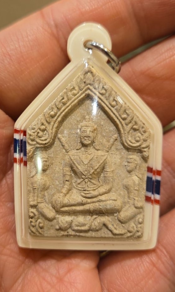 龍婆Up 2542 一期 坤平 咩冷篇, 興趣及遊戲, 收藏品及紀念品, 宗教物品 - Carousell